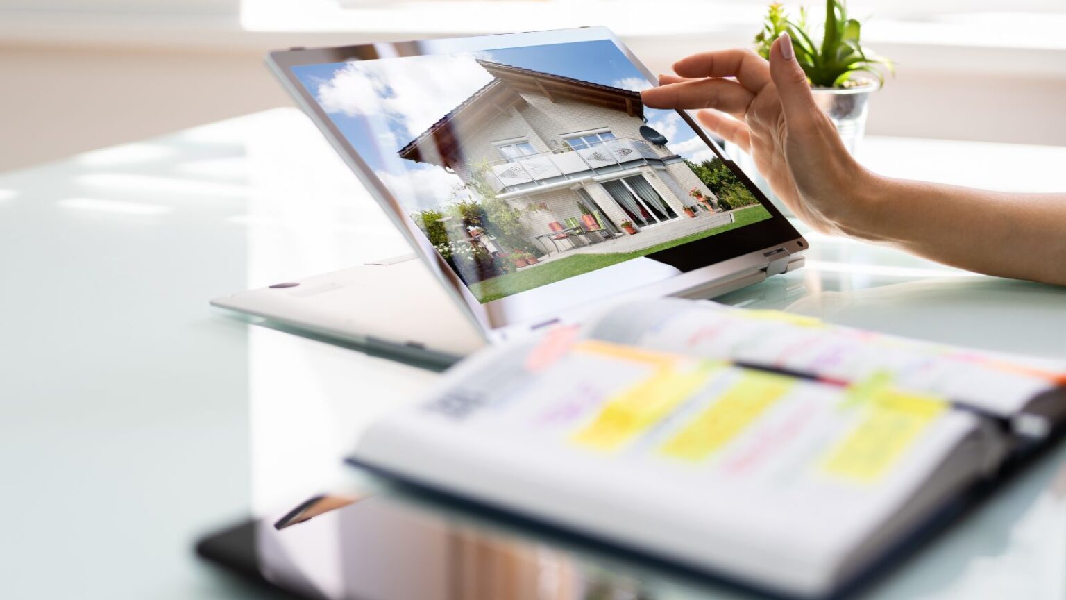 Finding the Perfect Home: Essential Factors to Consider - Raqueal Edwards